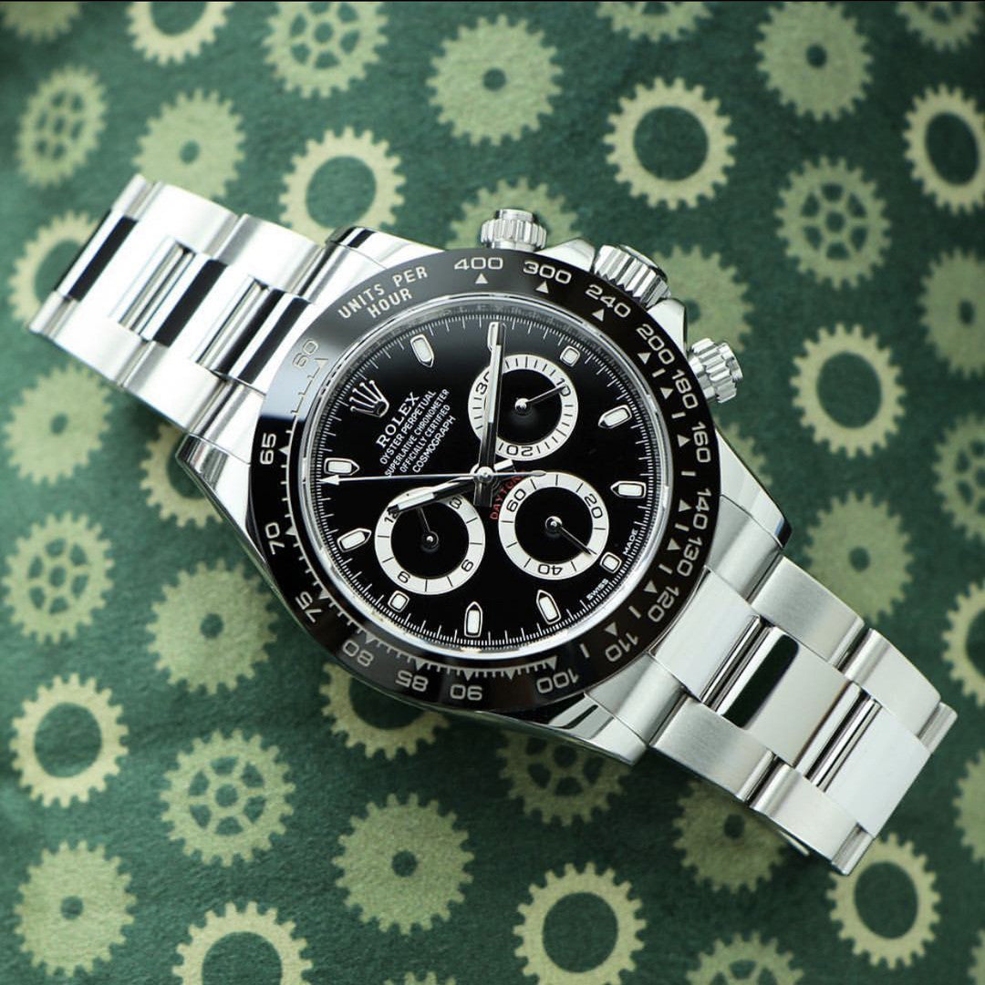 How to Clean your Watch: What you Need for a Clean Wrist | Everest Bands