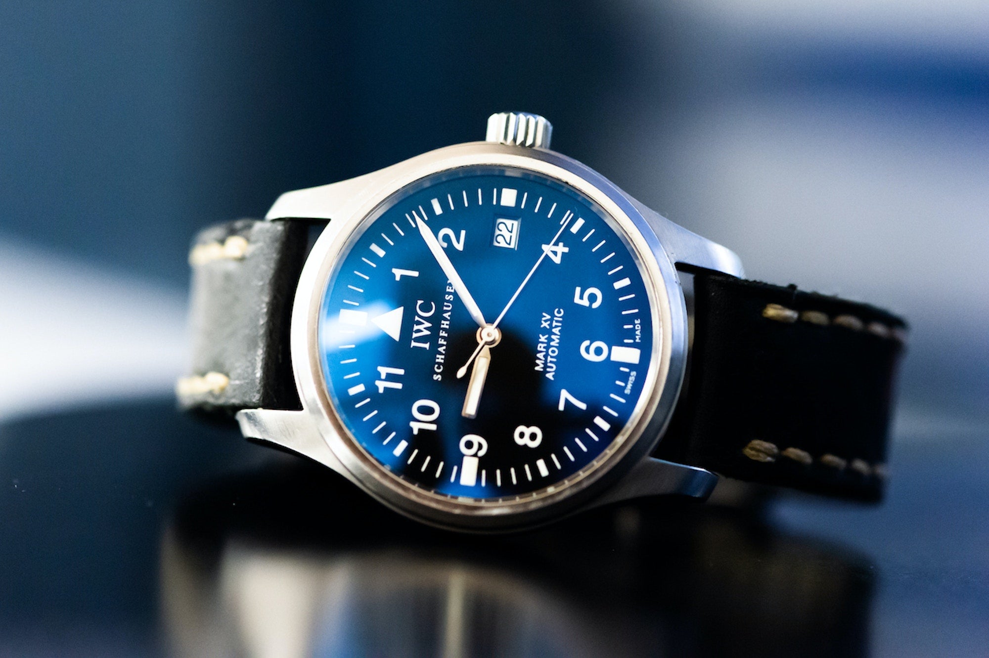 Key Characteristics of Pilot Watches | Everest Bands